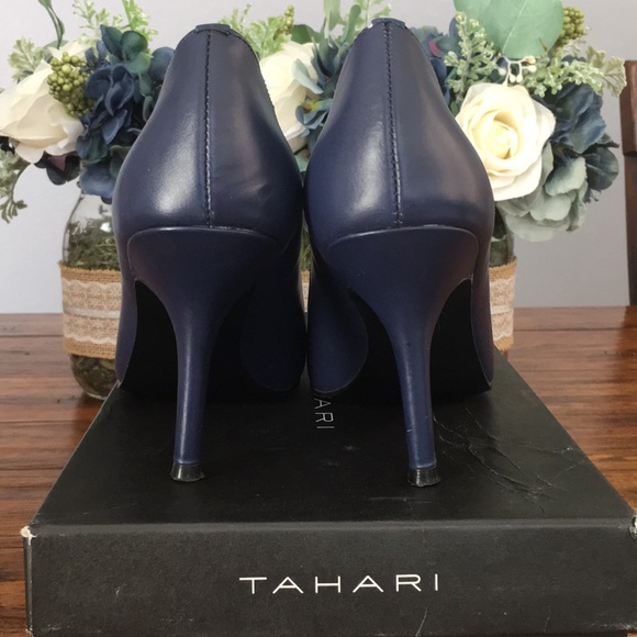 Tahari | Shoes | Tahari Bluewhite Rounded Peep Toe Pumps Size 6 | Poshmark